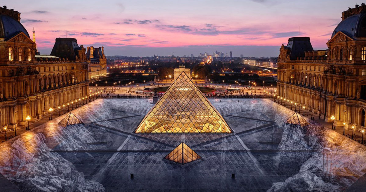 Fostul director al Muzeului Luvru a fost arestat. El e acuzat ca a ...