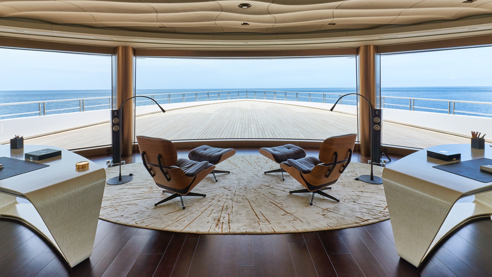 (foto) Pentru pasionatii de calatorii pe apa, cel mai mare yacht din ...