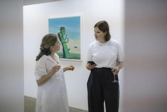 Interviu Dr Emily Knight si Katharine Martin, curatoarele Victoria ...