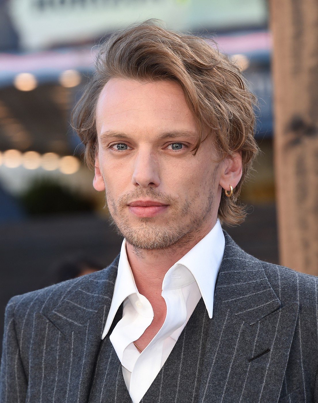 Jamie Campbell Bower, cunoscut pentru rolul infricosatorului Vecna din ...