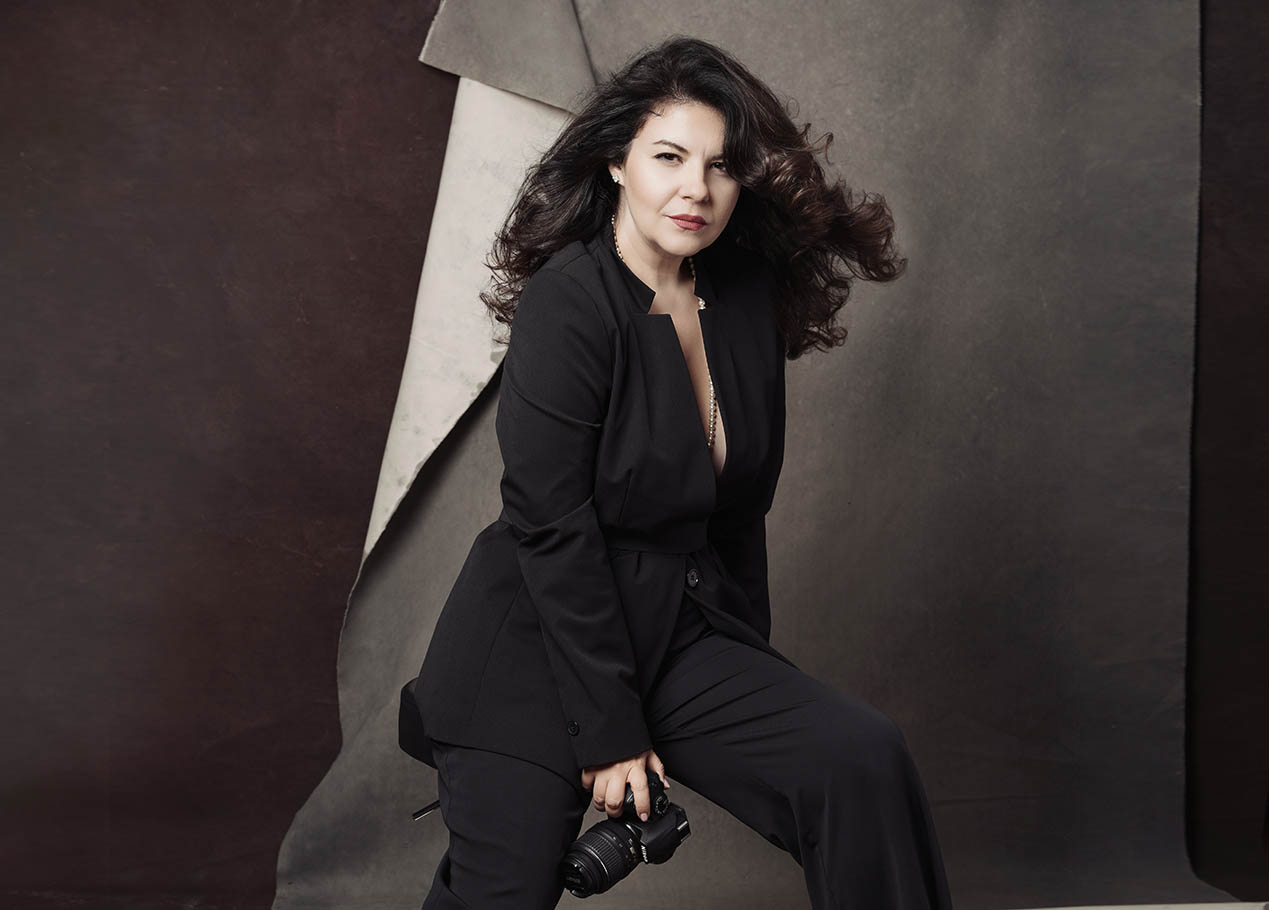 Interviu Raluca Alina Florescu, fondatoare PhotoArt by Ralf: "Cand o femeie se reconecteaza cu ...